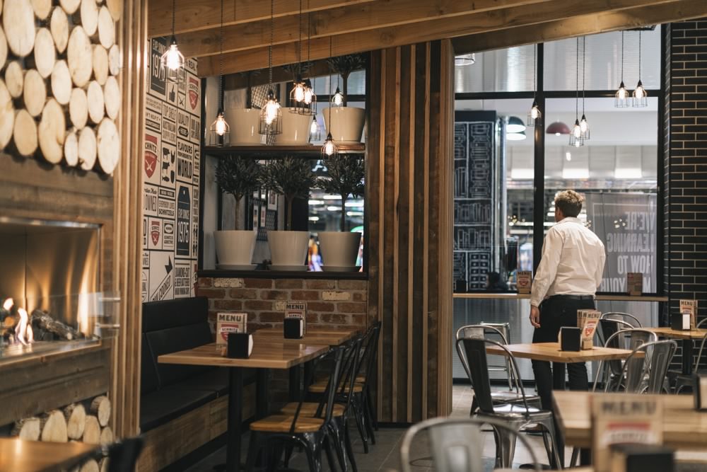 Schnitz | Booth Seating | HFC