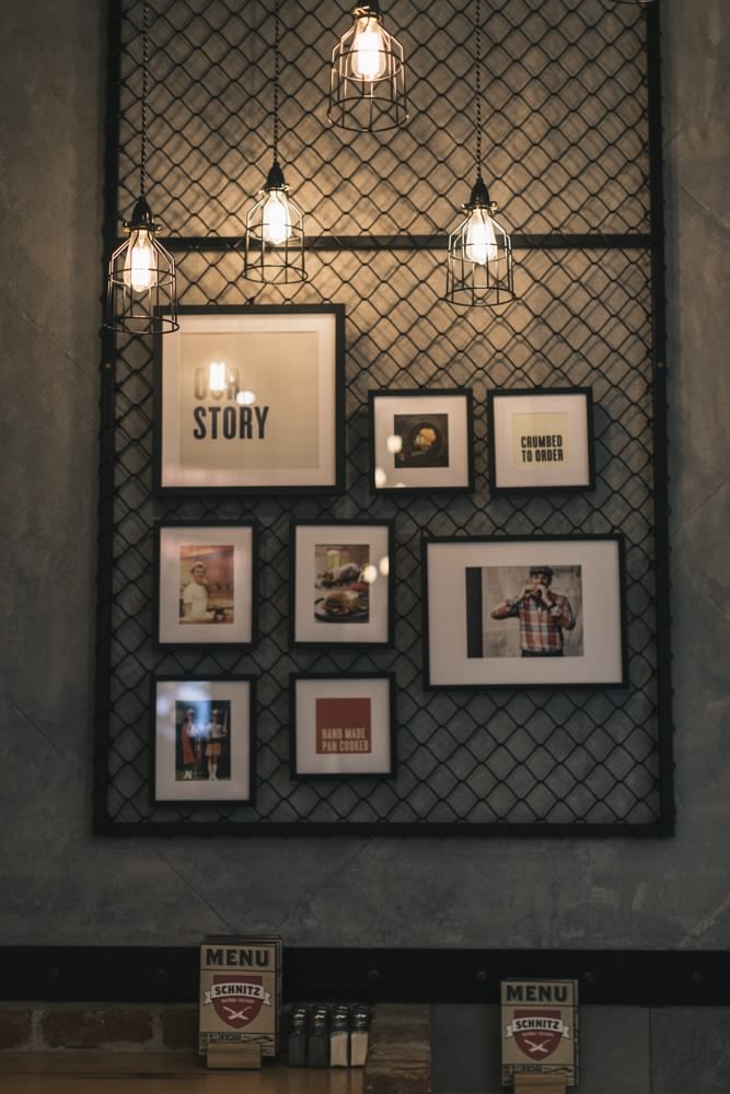 Schnitz | Booth Seating | HFC