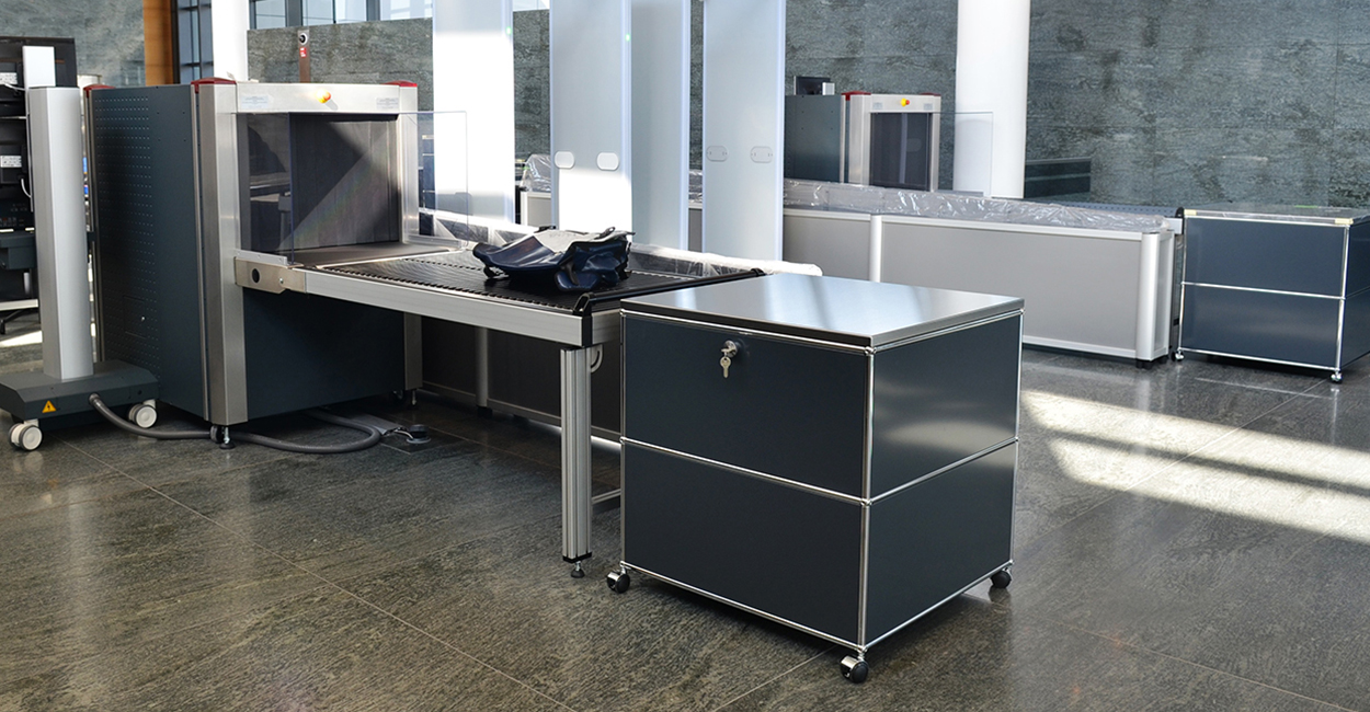 Gate Counter - Commercial Hospitality Furniture & Custom Quo