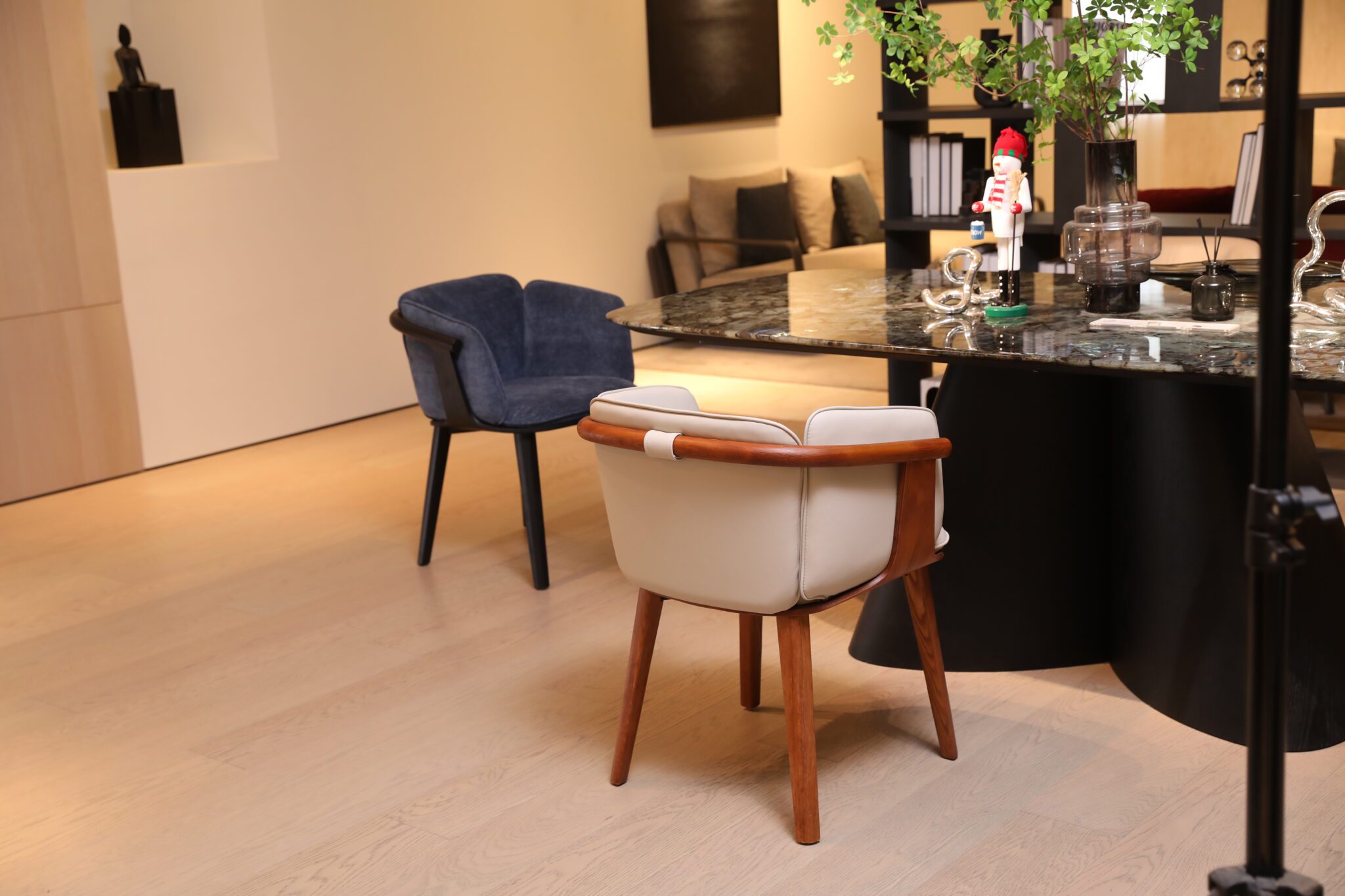 Coen - Commercial Hospitality Furniture & Custom Quo