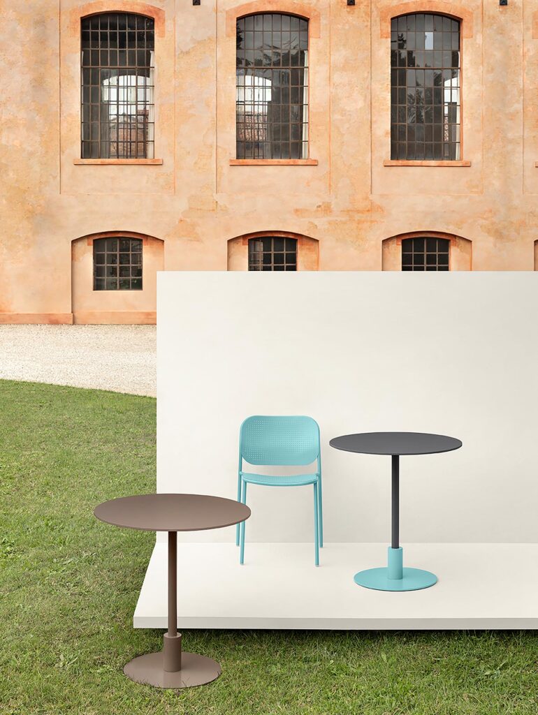 Echo Table - Commercial Hospitality Furniture & Custom Quo